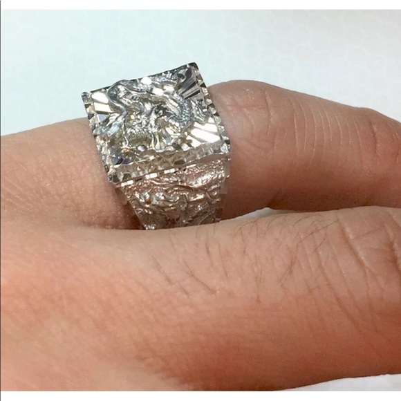 3 Royal Dazzy | Accessories | New Custom Handmade Asian Dragon Bling ...